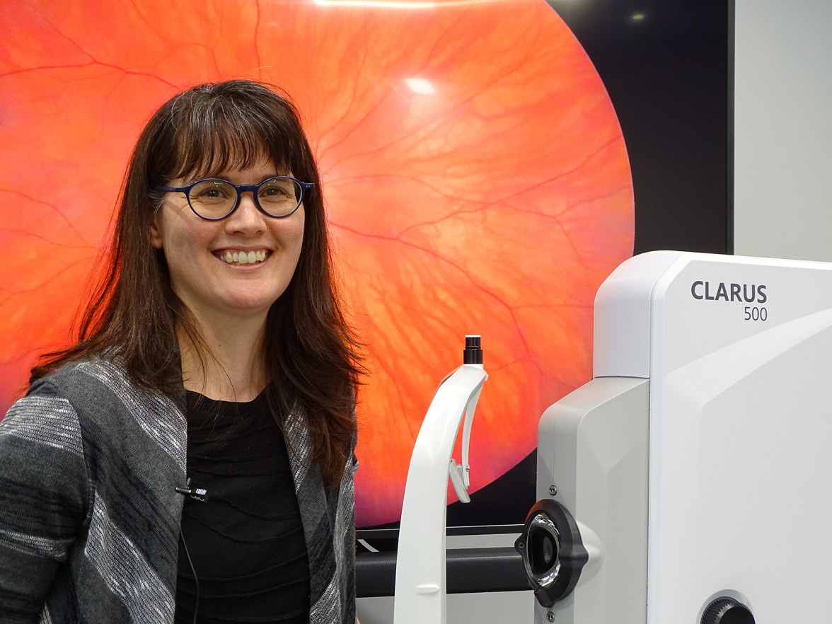 CLARUS 500 - The first true colour and high resolution camera